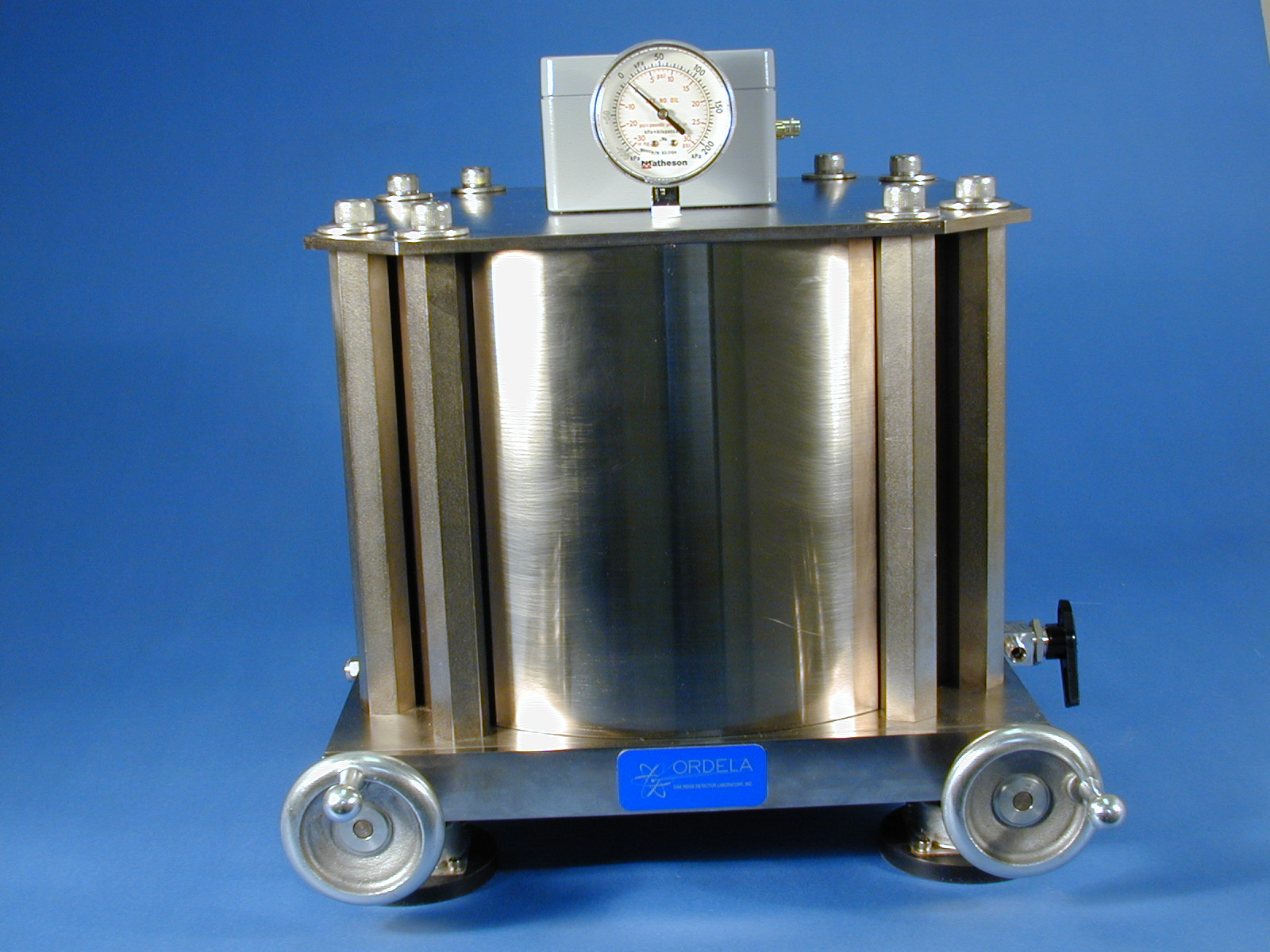 Frisch Grid Ionization Chambers – ORDELA, Inc